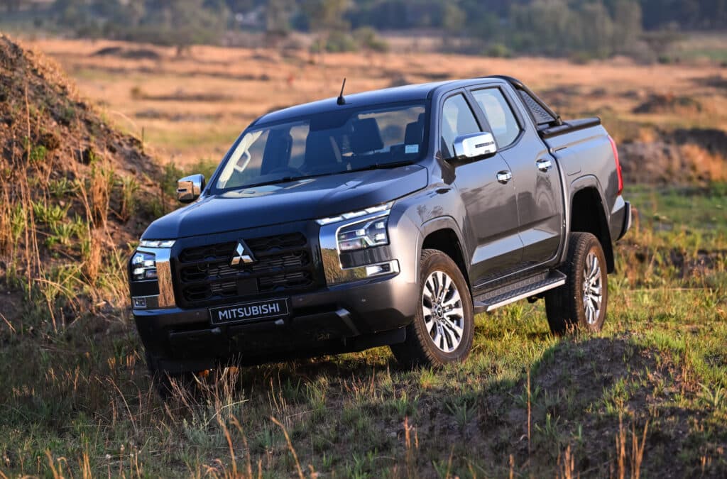 Challenge Accepted: Next-Gen Mitsubishi Triton raises the bakkie bar - Mitsubishi-Motors