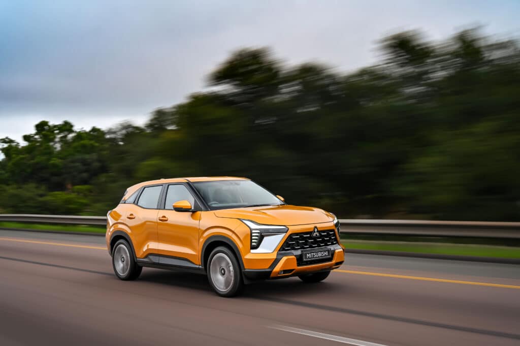 Excitement comes standard with the award-winning Mitsubishi Outlander ...